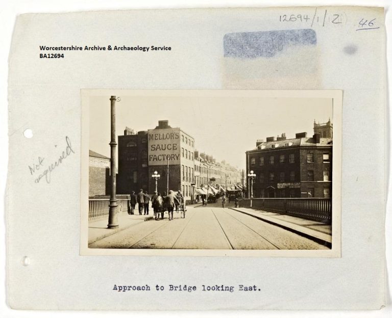 Worcester Bridge 1932 - Worcestershire Archive & Archaeology Service