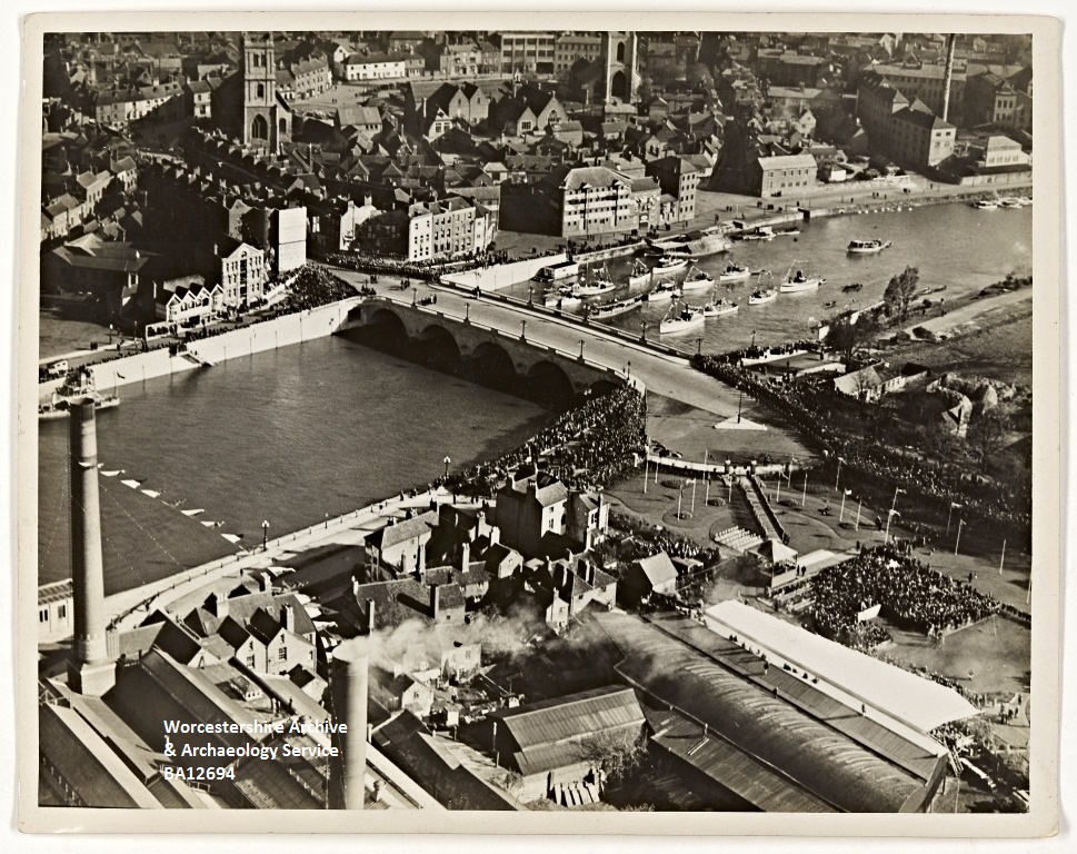 Worcester Bridge 1932 - Worcestershire Archive & Archaeology Service