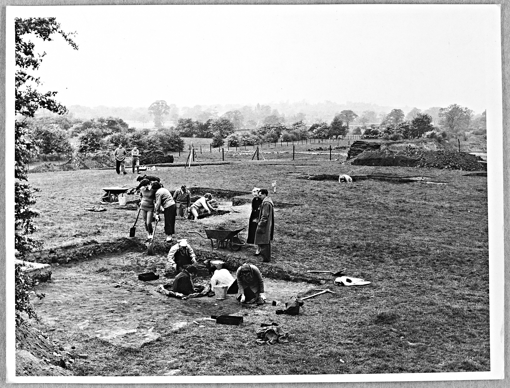 Digital Archive: Mancetter-Hartshill Roman Pottery Kilns ...