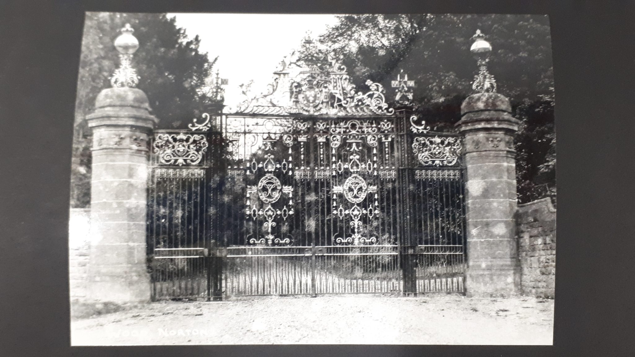 From Duc d’Orléans to Doctor Who: Wood Norton Hall Through Time & Space ...