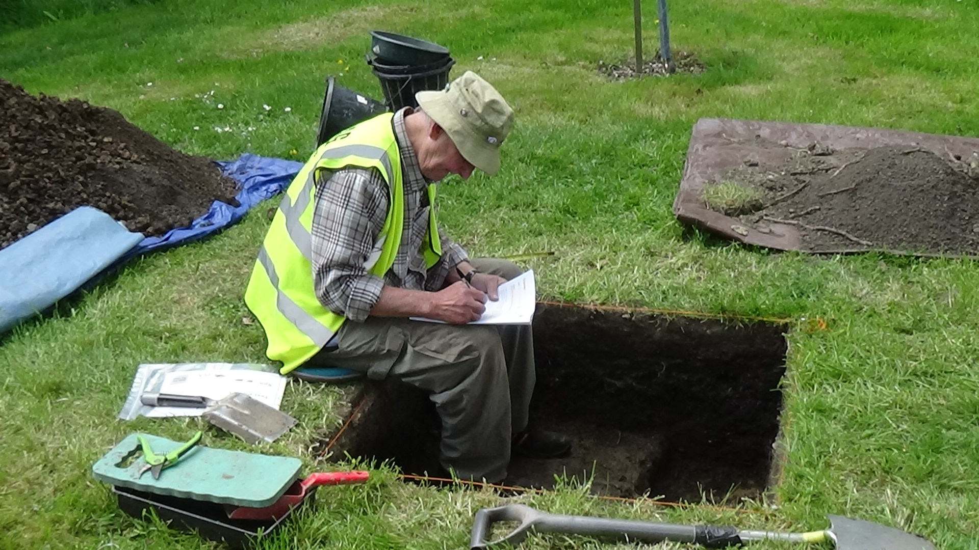 Wichenford’s Big Dig - Worcestershire Archive & Archaeology Service