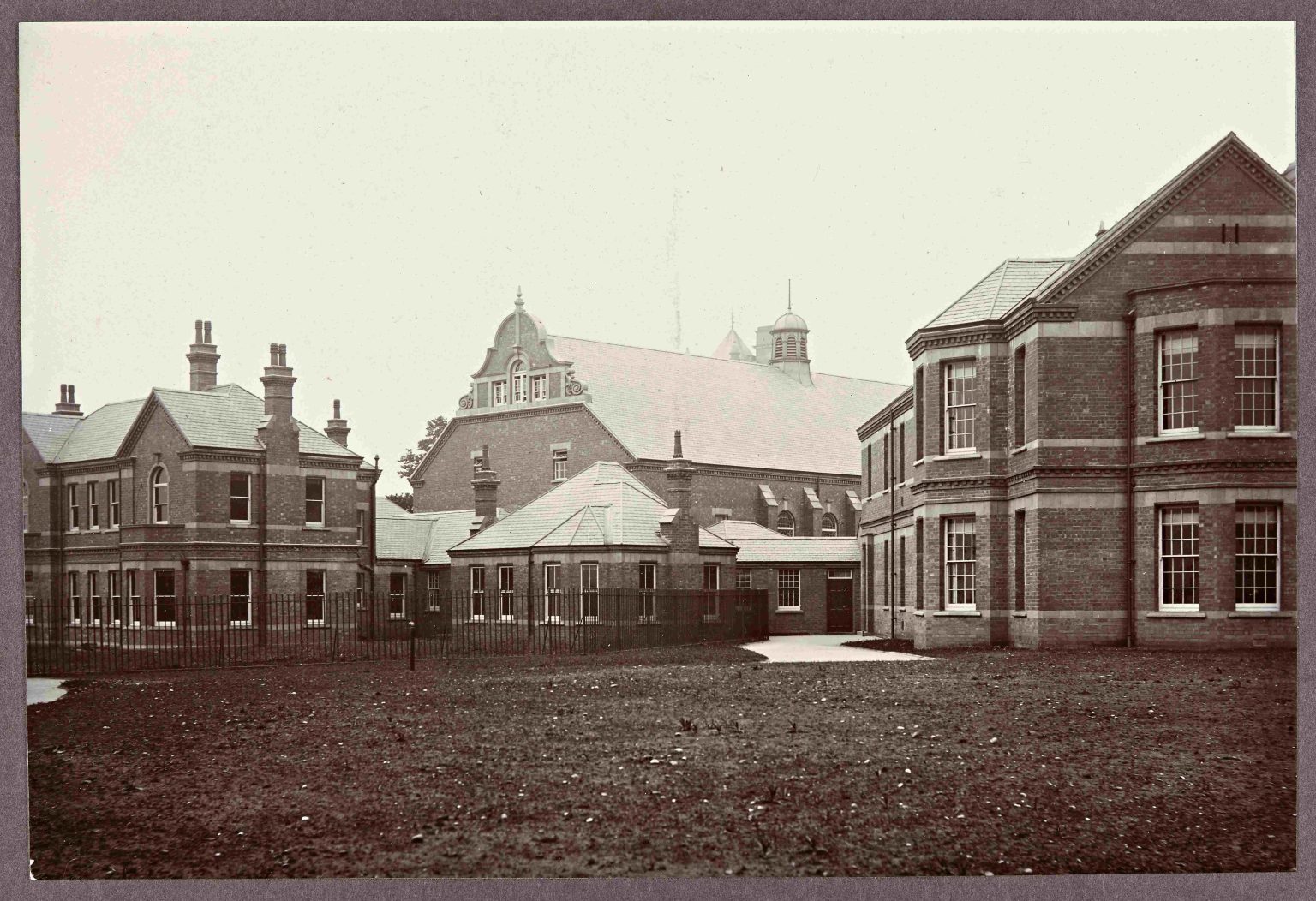 Powick Hospital: Worcestershire’s first County Pauper and Lunatic ...